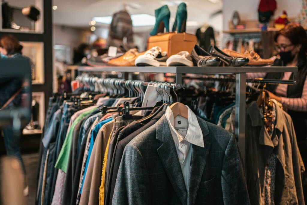 The climate -conscious closet: dressing continuously in a warming world ...